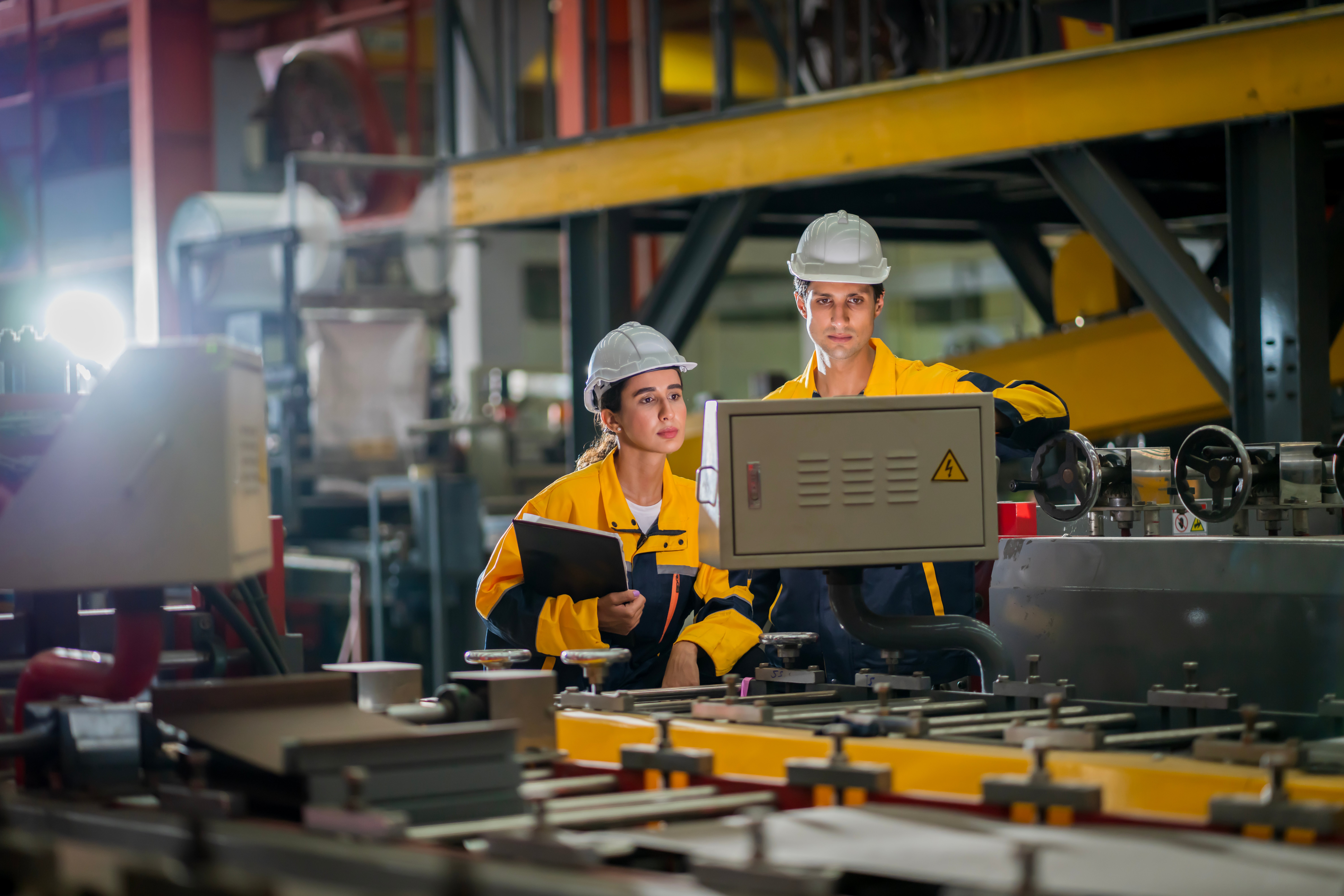 Top 12 Essential Manufacturing KPIs and Manufacturing Metrics